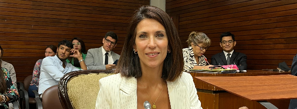 María Uriondo - Perfil Personal y Enlaces | atom.bio