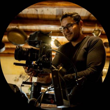 Andy Román - Official Links & Social Media | atom.bio