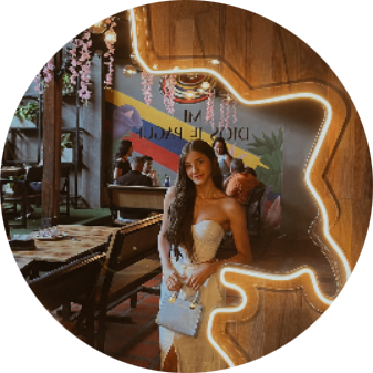 𝓜𝓪𝓻í𝓪 𝓒𝓪𝓶𝓲𝓵𝓪 𝓒𝓪𝓼𝓽𝓻𝓲𝓵𝓵𝓸𝓷 (@cami90wh) · atom.bio website