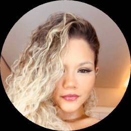 @sarahmeelo - Official Links & Social Media | atom.bio